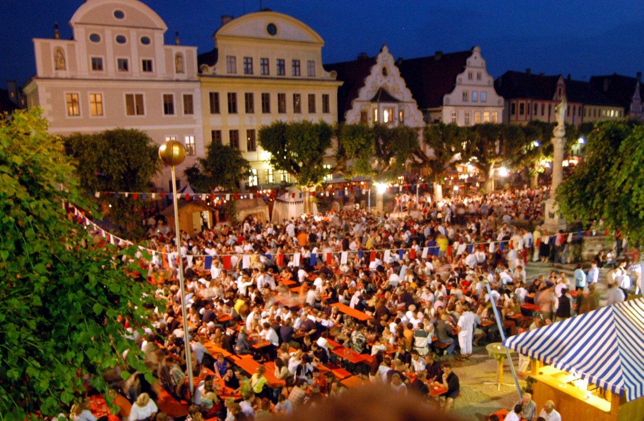 Bereich - Markt - Das Neuburger Schloßfest