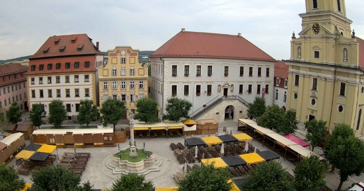 Webcam Karlplatz - Das Neuburger Schloßfest